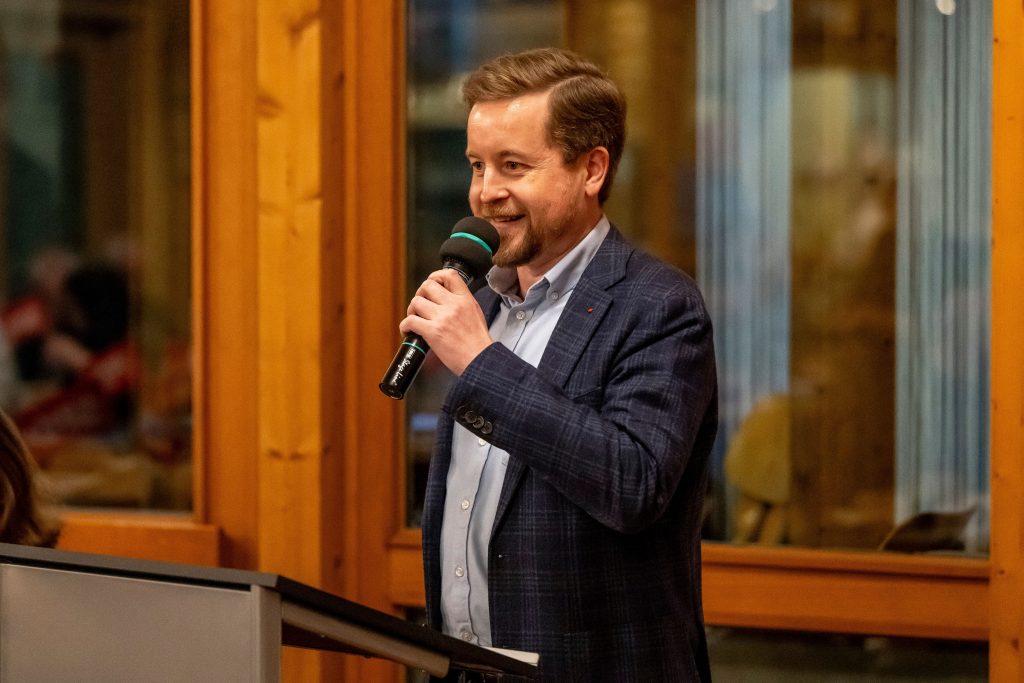 SPD Wesel wählt Rainer Benien mit 100 % zum Bürgermeisterkandidaten – Rafael Lorberg führt ...